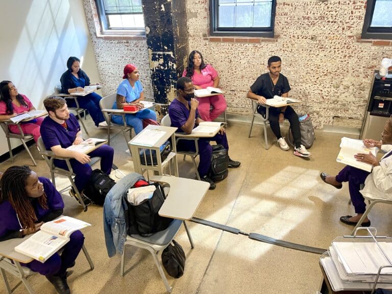 Philadelphia CNA School | CareBridge Academy